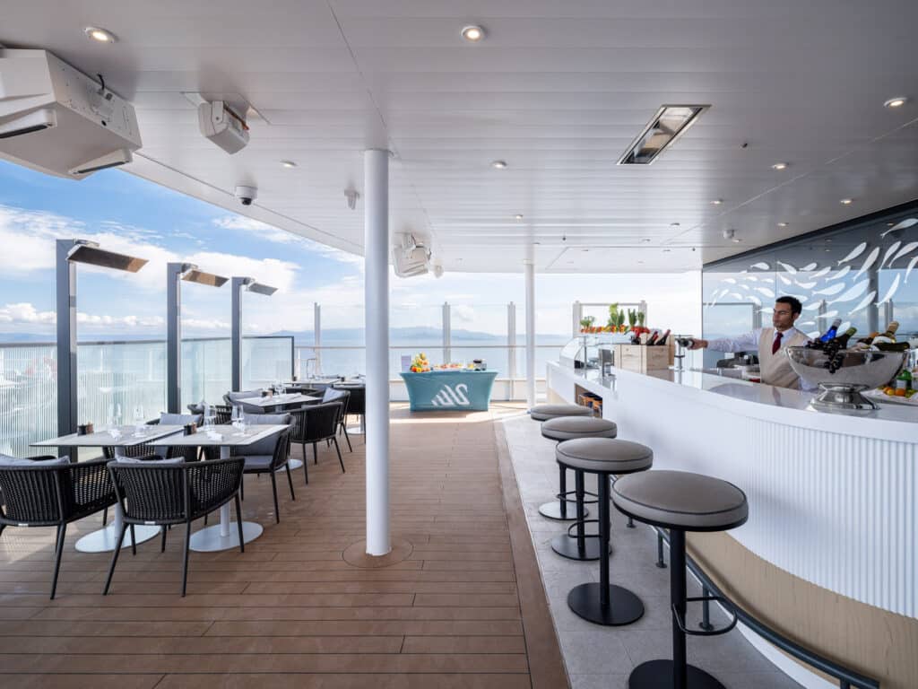 Bromic Outdoor Heaters for Super Yachts & Cruise Ships